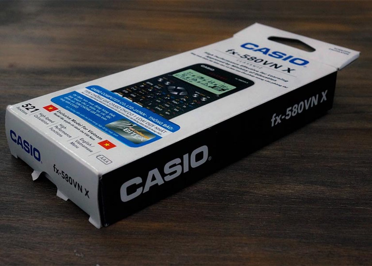 Cách phân biệt máy tính Casio 580 chính hãng, thật giả