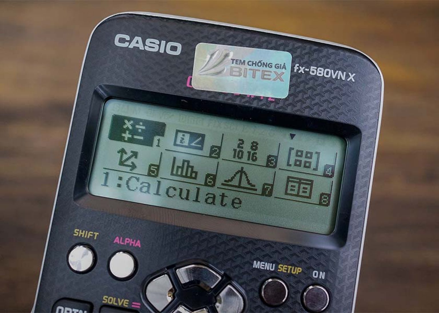 Cách phân biệt máy tính Casio 580 chính hãng, thật giả